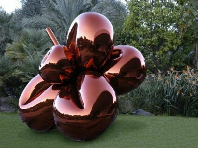 Day 288/365 of Steel - Jeffrey Koons - SteelExplained.com